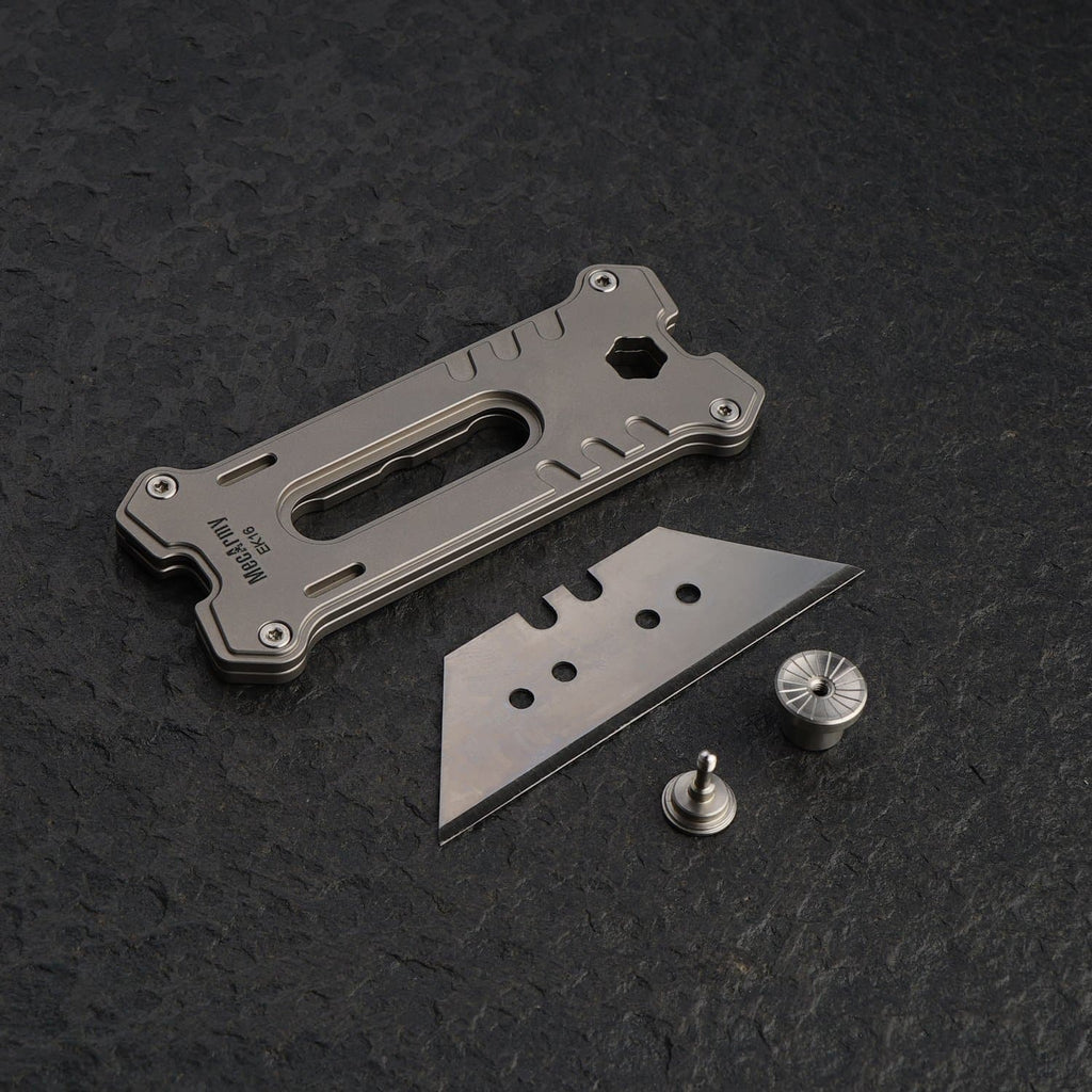 EK16 Titanium Utility Knife – MecArmy